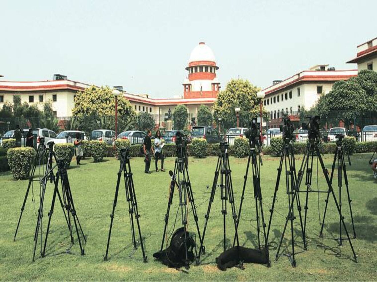 COLLEGIUM SYSTEM AND PROTECTION OF THE JUDICIARY FROM POLITICAL ...